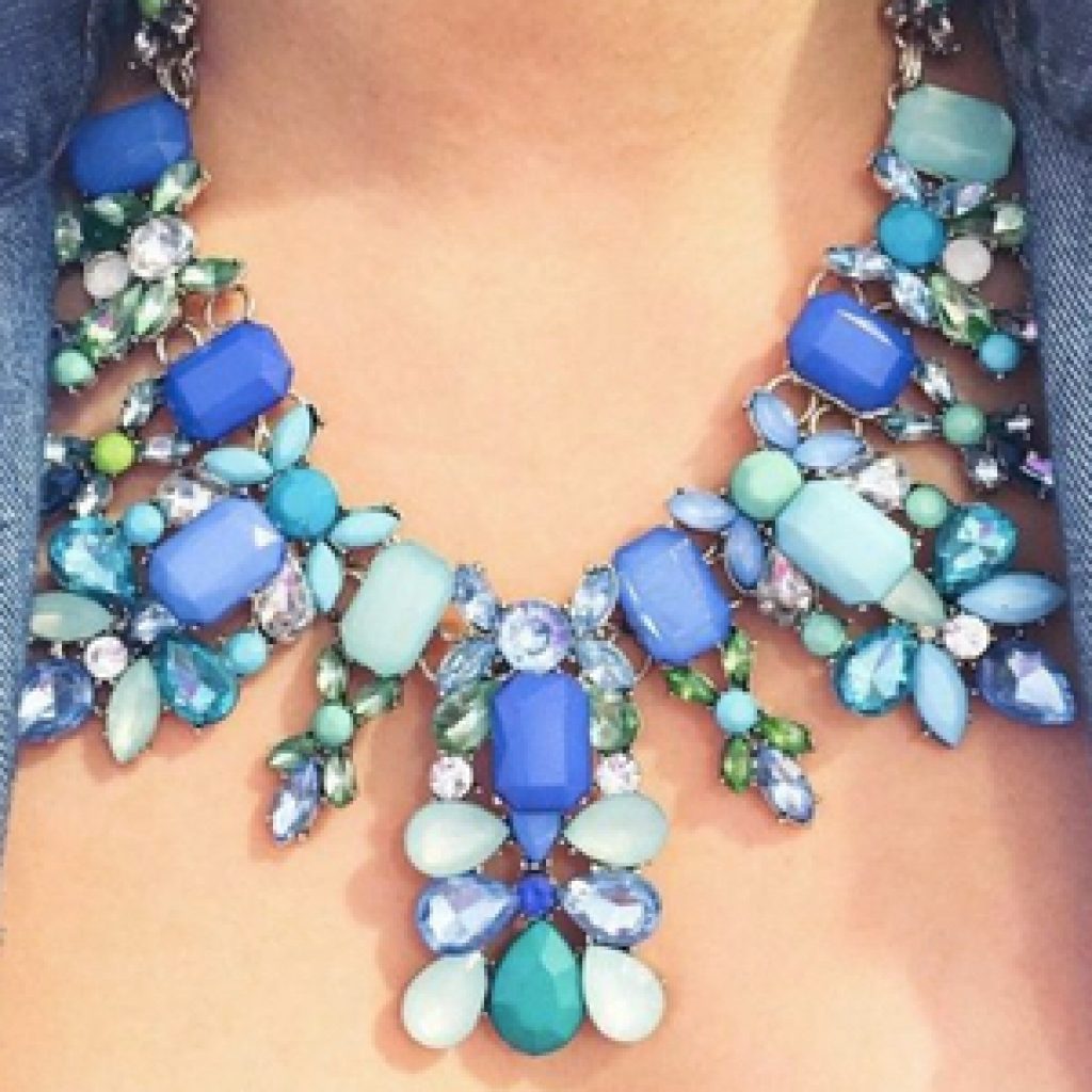 Blue Jewelry Pieces: Blue Earrings, Necklace, Bracelet and More | JJ