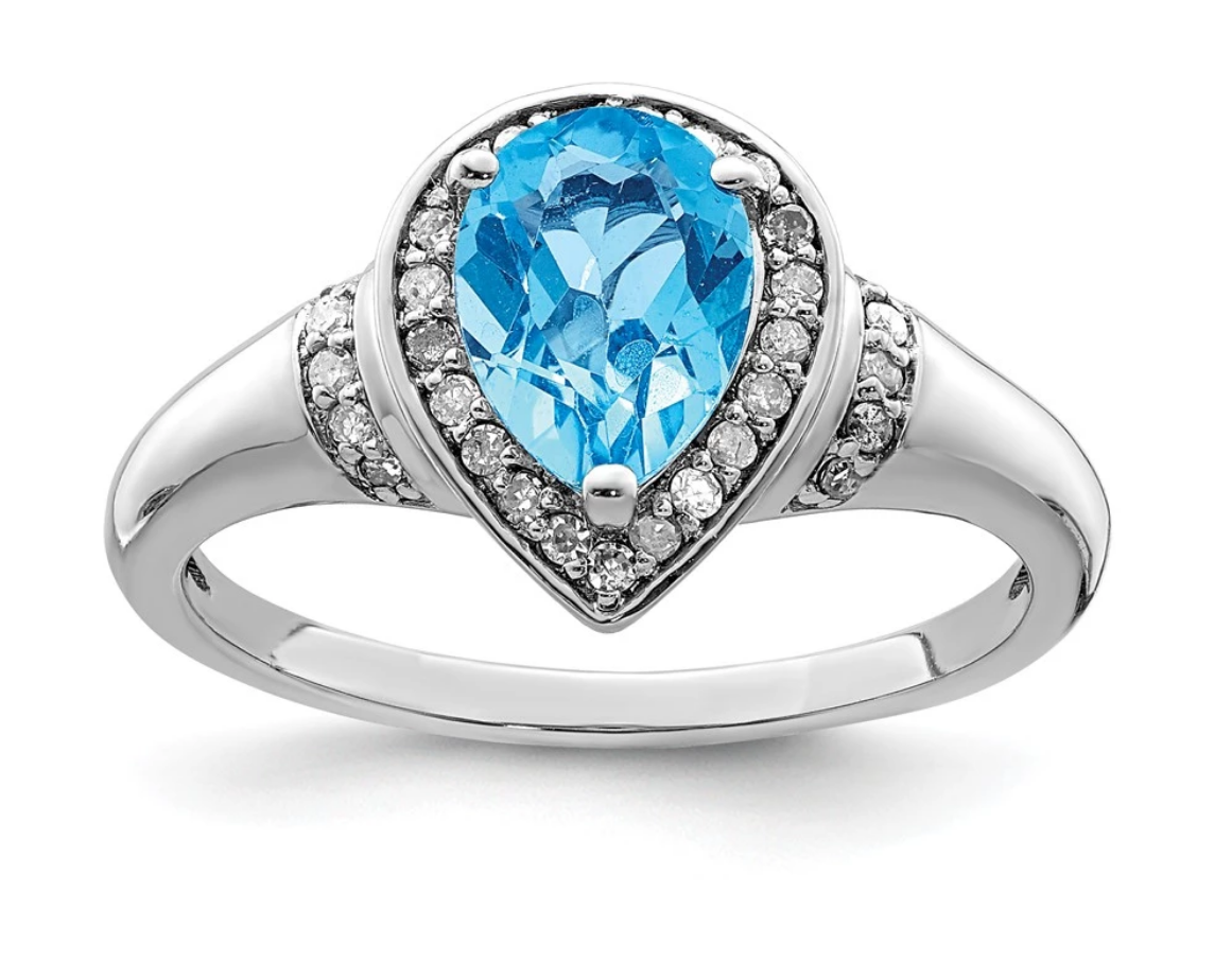 The Most Beautiful Pear Shaped Engagement Rings! | JewelryJealousy